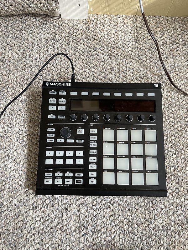 Native Instrument Maschine mkII Groove Production Studio | Reverb