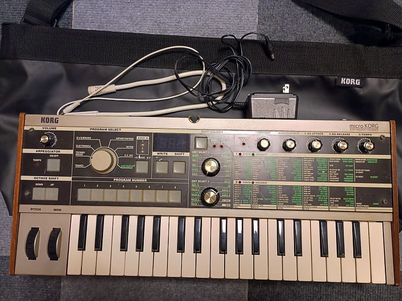 Korg MicroKORG Synthesizer / Vocoder | 37-Key | Japan Import | Reverb