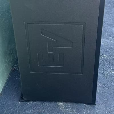 EV XLC 127DVX 3 Way Passive Line Array Speakers (LOT OF SIX | Reverb