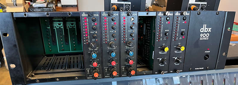 Fully Working DBX 900A System Rack without Modules | Reverb UK
