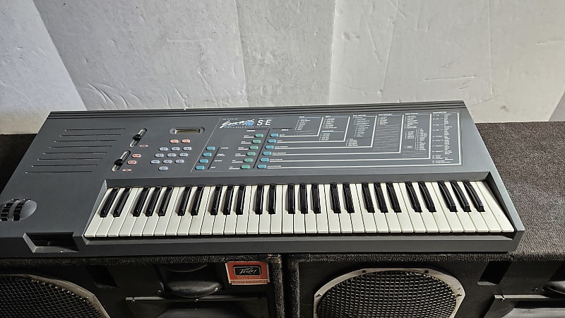 EMU SYSTEEMS EMAX HD SE 61 Key Digital Sampling Keyboard with | Reverb