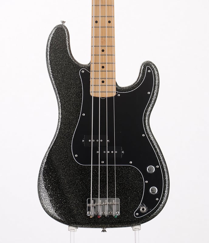 FENDER MADE IN JAPAN J Precision Bass Black Gold | Reverb Canada