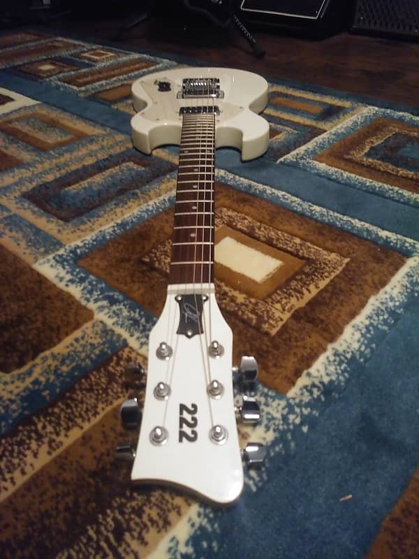 2008 First Act 222 Adam Levine model in a Arctic White finish | Reverb