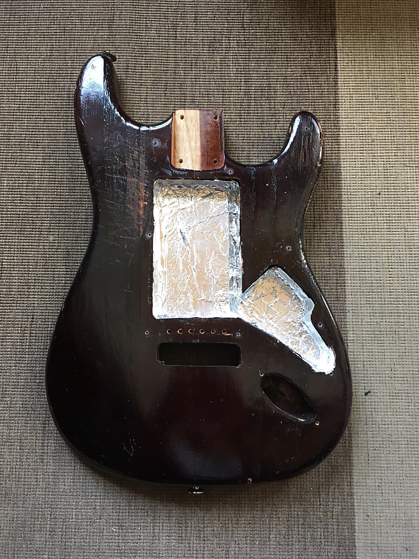 Strat Body Swamp Ash 2.75lbs wine oxblood red - Nitro Lacquer | Reverb