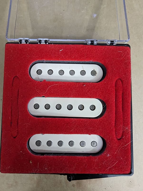 Squier Affinity Stratocaster Pickups (single coil) | Reverb