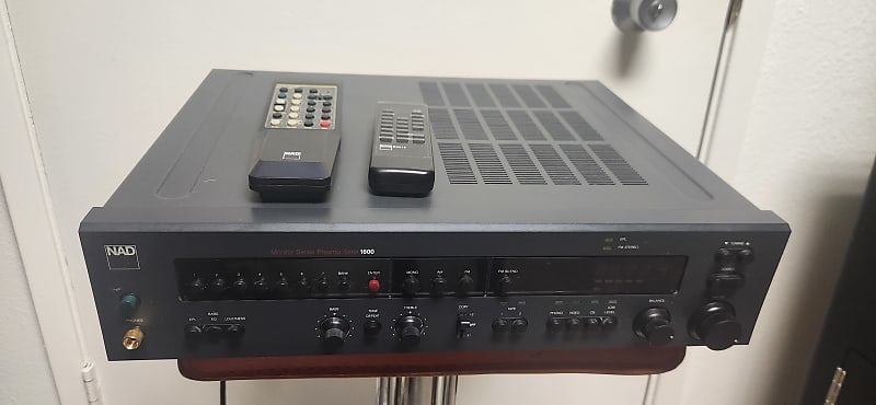 NAD 1600 Monitor Series Pre-Amplifier Tuner PreAmp | Reverb Canada