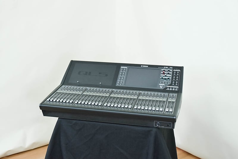 Yamaha QL5 64-Channel Digital Audio Mixing Console (church | Reverb