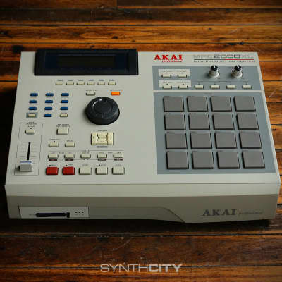 AKAI MPC 2000XL CUSTOM"WOODGRAIN"STYLE+PERFECT RED | Reverb