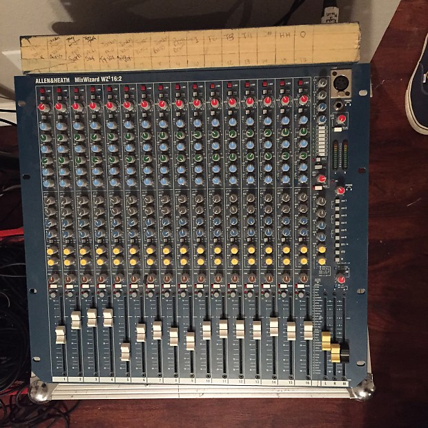 Allen & Heath Mixwizard 16:2:2 + Road Case | Reverb