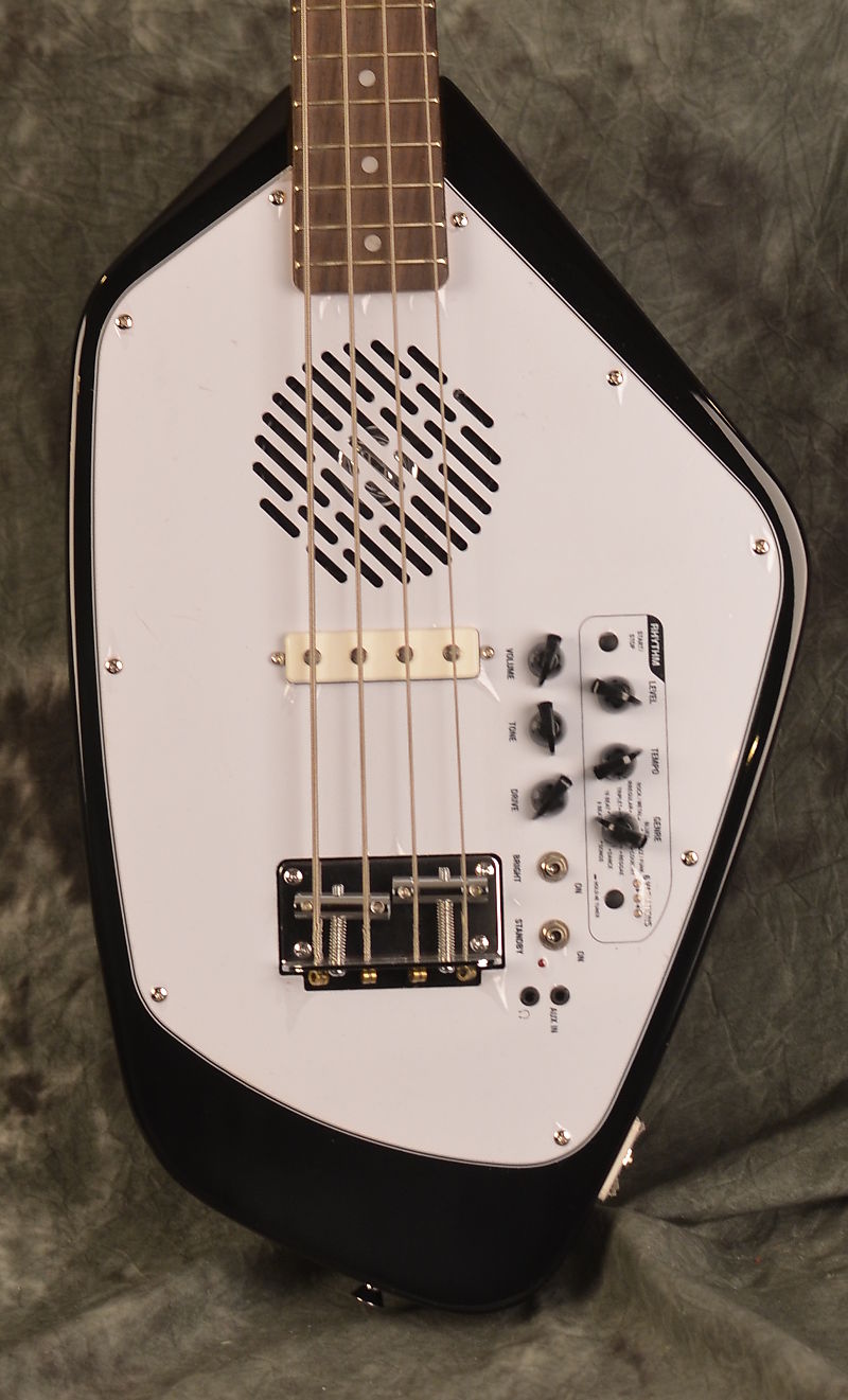 Vox Apache 2 Bass Black | Reverb Canada