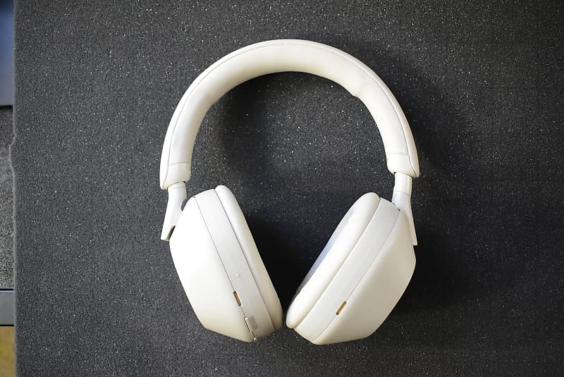 Sony WH-1000XM5 Wireless Noise-Canceling Over-the-Ear | Reverb