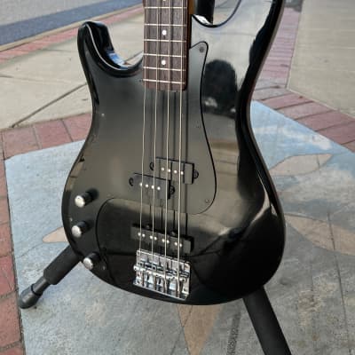 SAMICK CR 3 5 Bass Guitars for sale in Australia | guitar-list