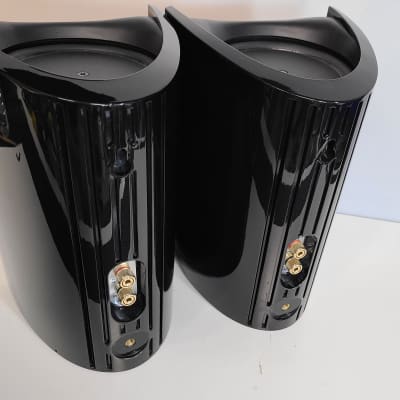 Definitive Technology ProMonitor 1000 - Bookshelf / Satellite | Reverb