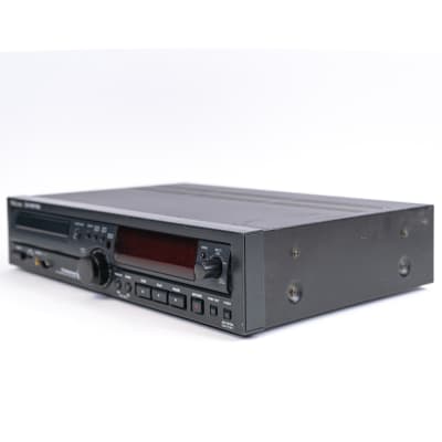 TASCAM CD-RW750 CD-R/CD-RW Recorder & Rewriter | Reverb France