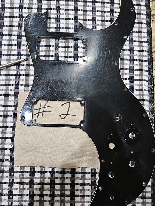 Peavey T-40 - Black & White Pickguard #2 | Reverb