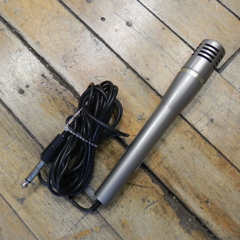 TEAC MC-10 Microphone | Reverb