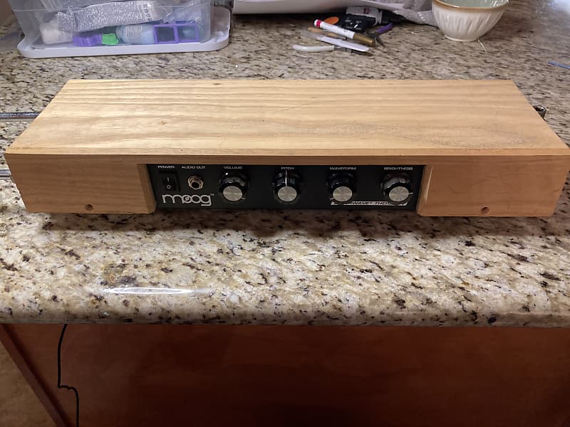 Moog Etherwave Standard Theremin | Reverb