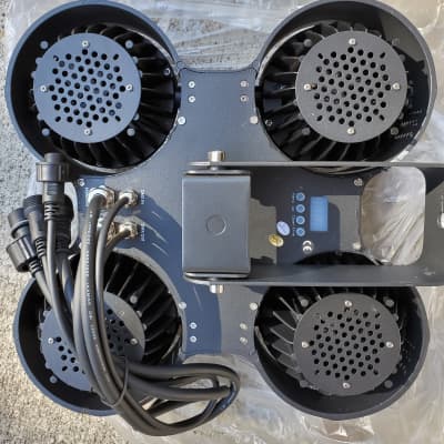 (2) LED Crowd Blinders 400W / Waterproof IP65 / w-Road Case | Reverb
