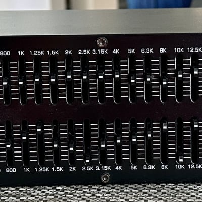 BBE EQA215 Dual Channel 15 Band Equalizer | Reverb