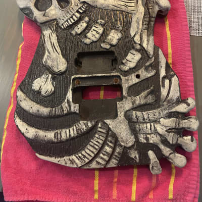 George lynch skull bones Mr. Scary Ash body 2022 | Reverb