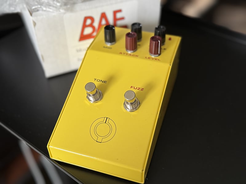 BAE Royaltone Fuzz 2010s - Yellow | Reverb