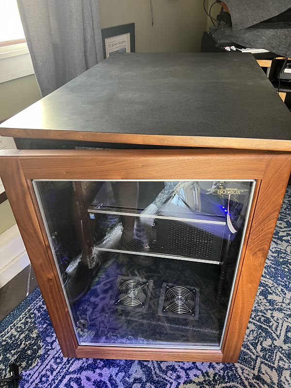 Isobox IsoBox PRO 12 Cherry Wood | Reverb