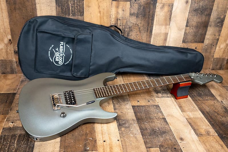 Fender Showmaster H 2003 Metallic Silver Single Humbucker Set | Reverb