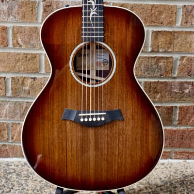 Taylor C22e B3025 #25// Circa 74 Amp | Reverb