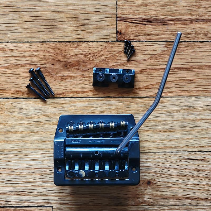 1980s Kahler Flyer Tremolo System W/ Lock And Mounting Screws | Reverb