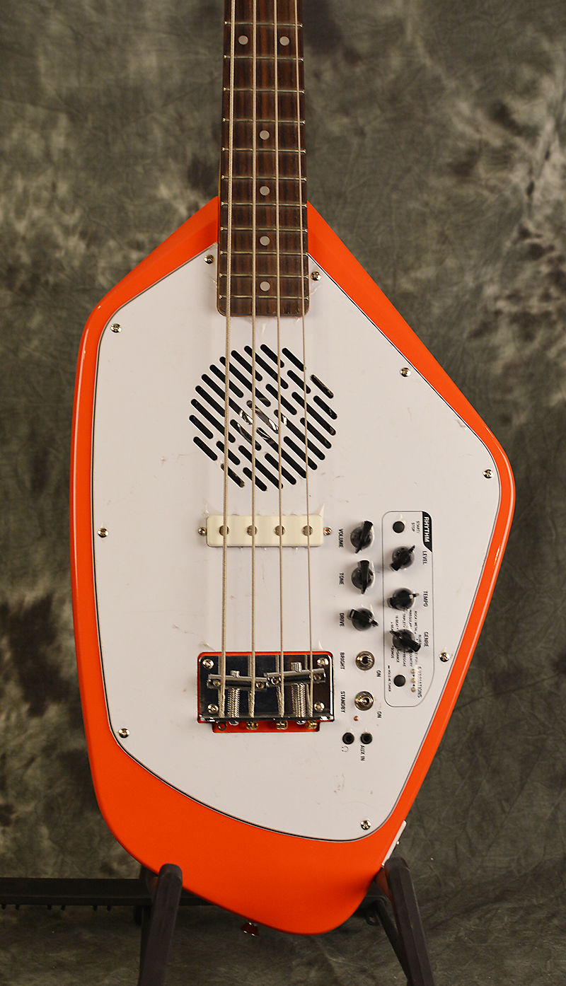 Vox Apache 2 Bass Salmon Red | Reverb Canada