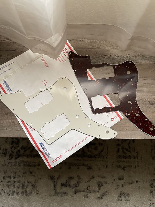 Warmoth Jazzmaster Pickguard 2020 white & tortoise shell | Reverb