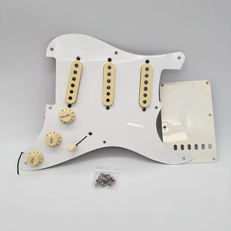 Fender Road Worn 50s Stratocaster Loaded Pickguard 24094 | Reverb