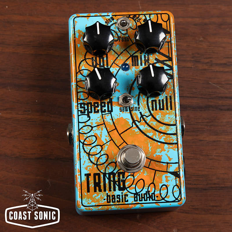 Basic Audio Tring Tremolo/Ring Modulator | Reverb