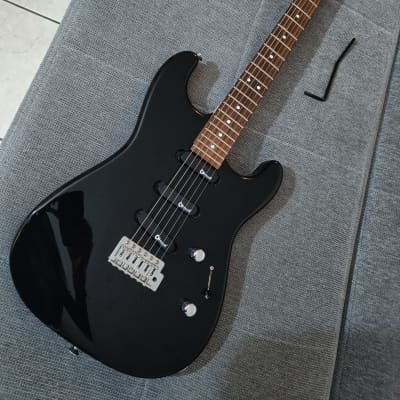 Charvette by Charvel Model 300 Reverse Headstock 1988 -90 - | Reverb