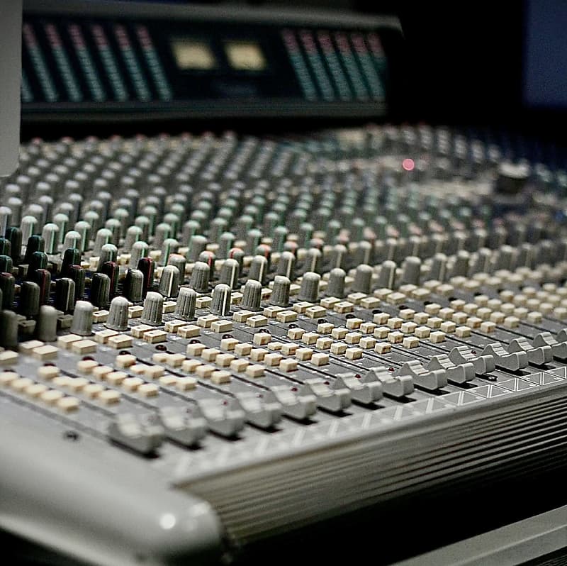 Soundtracs Topaz 32-Channel Recording Console Mixer for | Reverb
