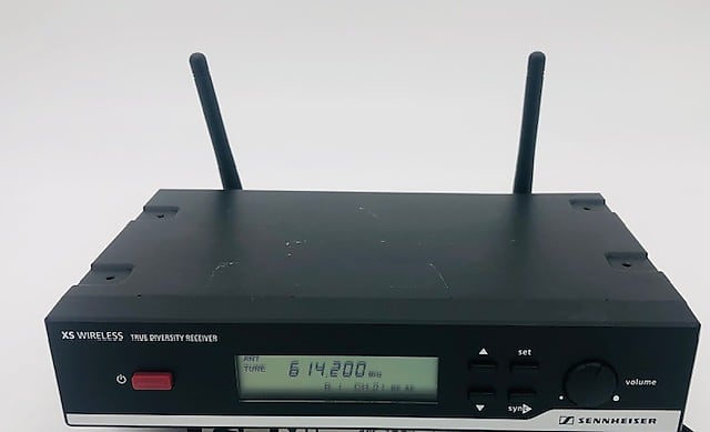 Sennheiser Wireless Microphone System | Reverb