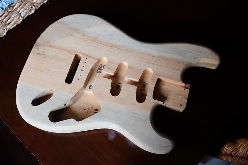 100 year old reclaimed Barncaster Pine One Piece Strat | Reverb Canada