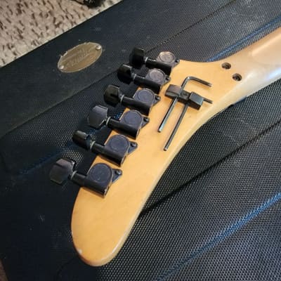 Vintage Kramer Floyd Rose Signature Electric Guitar 1984 | Reverb