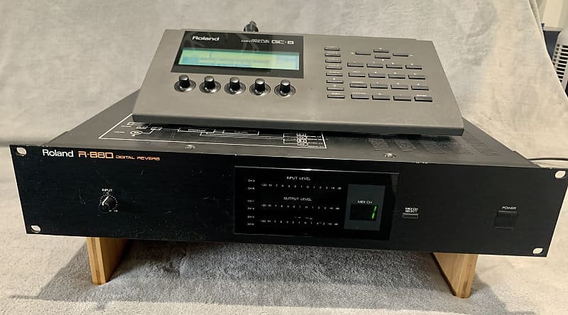 Roland R880 Reverb w/ GC8 Remote - Fully Serviced | Reverb