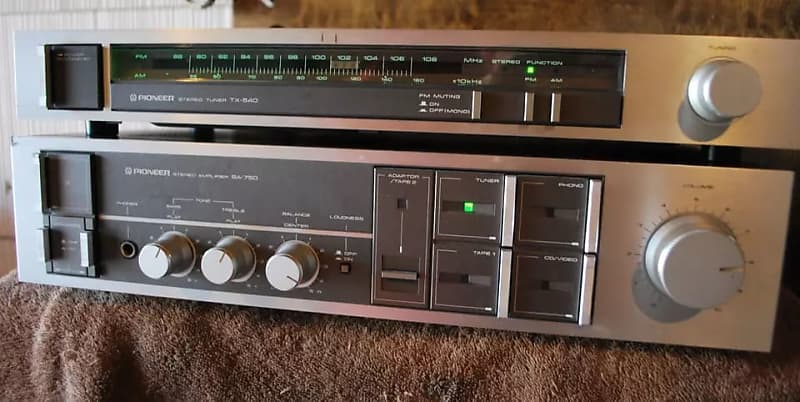 Vintage Pioneer SA-750 Stereo Amplifier & TX-540 AM/FM Tuner | Reverb