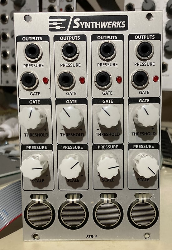 Synthwerks FSR4 2010'S - Silver | Reverb