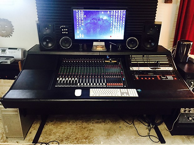 Argosy 70 series desk | Reverb