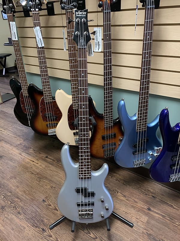 Schecter Raider DLX-4 Diamond Series 2000s Silver | Reverb