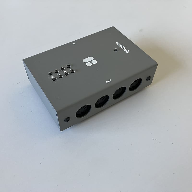 Blokas MIDI Hub | Reverb