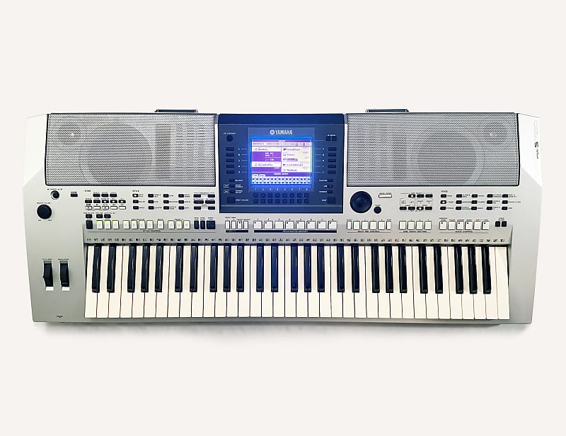 YAMAHA PSR-S700 Synthesizer Arranger Workstation 61-Key | Reverb