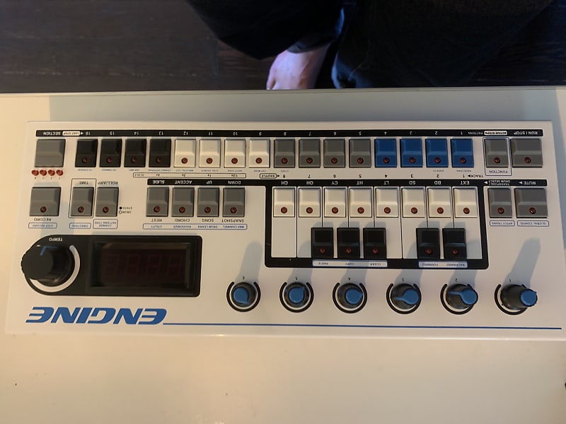 Social Entropy Engine Blue w CV expansion | Reverb