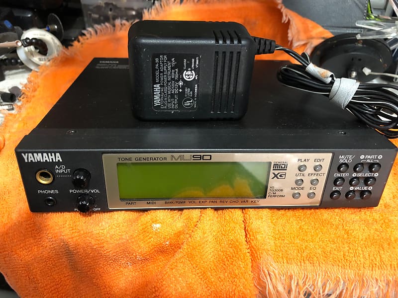 Yamaha MU90 | Reverb