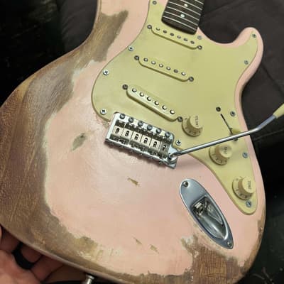 Custom Stratocaster 2021 Relic Shell Pink | Reverb