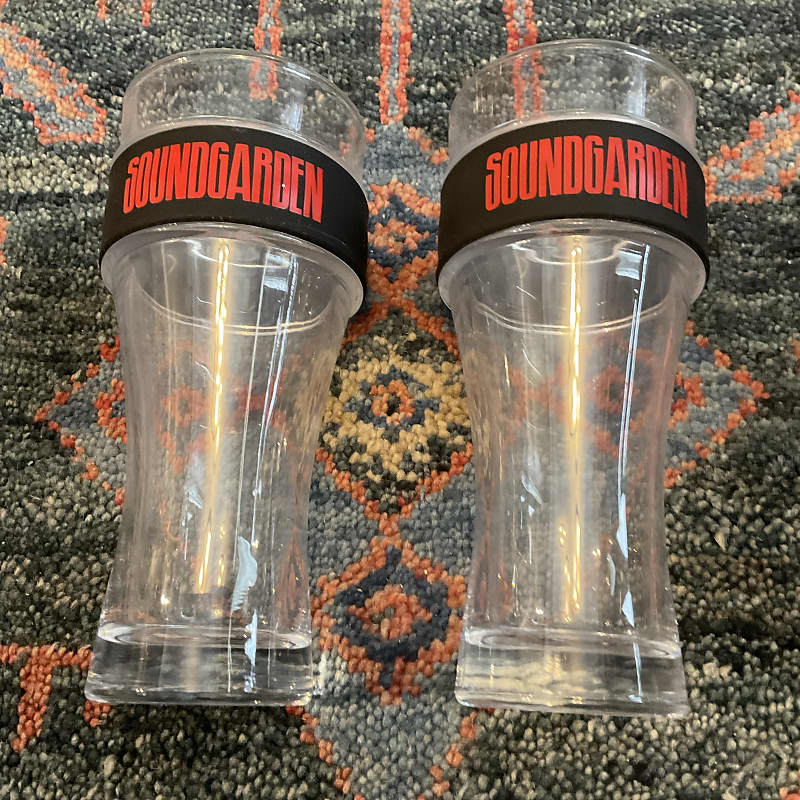Iconic Concepts 2-Pack Soundgarden Slap Band Pint Glasses – | Reverb
