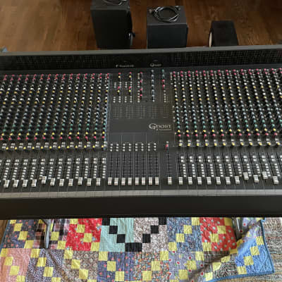 GHOST Soundcraft 32 Channel Mixing Console with Meter Bridge | Reverb